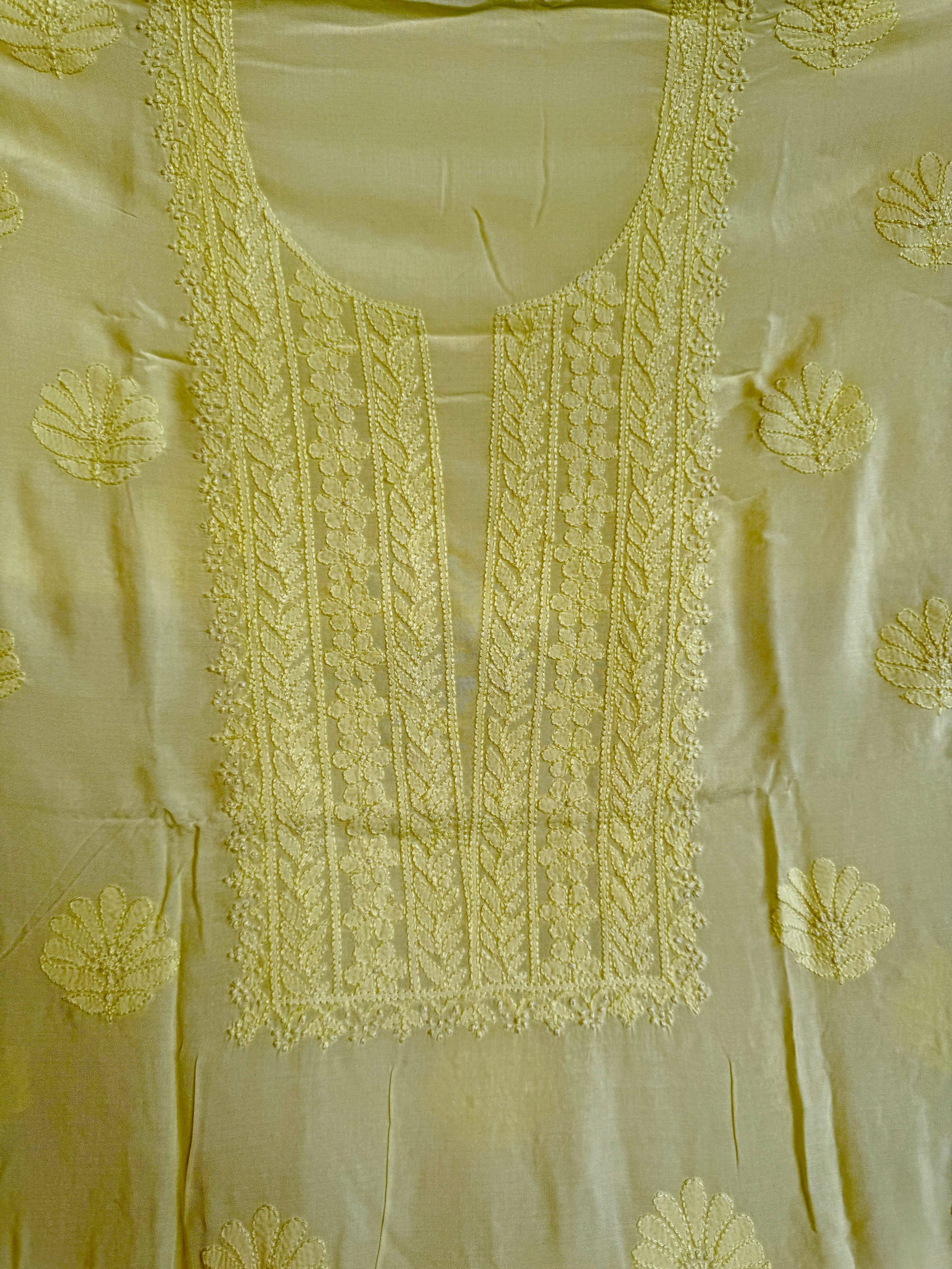 AriAA Chikankari | Handworked Chikankari Wears